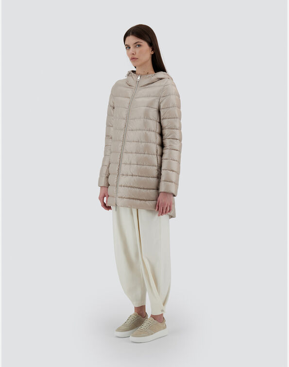 RESORT A-SHAPE JACKET IN NYLON ULTRALIGHT in Black for Women | Herno®